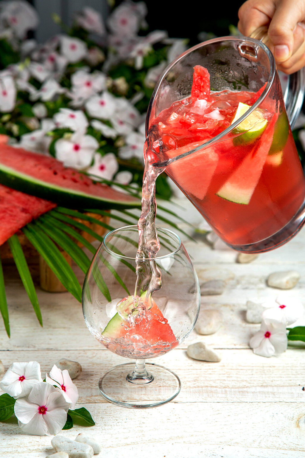 Karpuzlu Limonata Tarifi: Yazın En Ferahlatıcı Ev Yapımı Limonatası ...